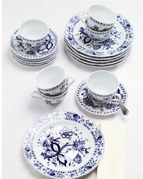 Kahla 18-tlg. Kaffeeservice "Zwiebelmuster" & Bewertungen | Wayfair.de